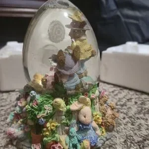 PCCW | Accents | Pccw Vintage Easter Bunny Musical Water Globe Spring ...